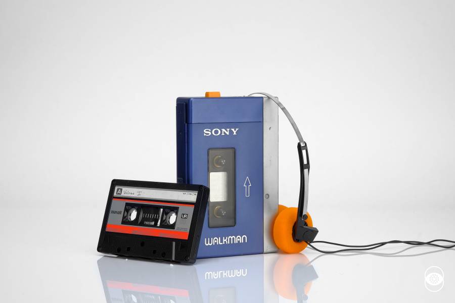 Юбилейная версия «кассетного» плеера Sony Walkman появилась в России ...